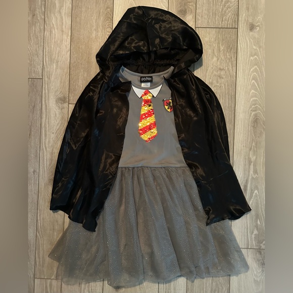Costumes | Nwt Harry Potter Gryffindor Dress Wcape Cosplay Costume Size ...
